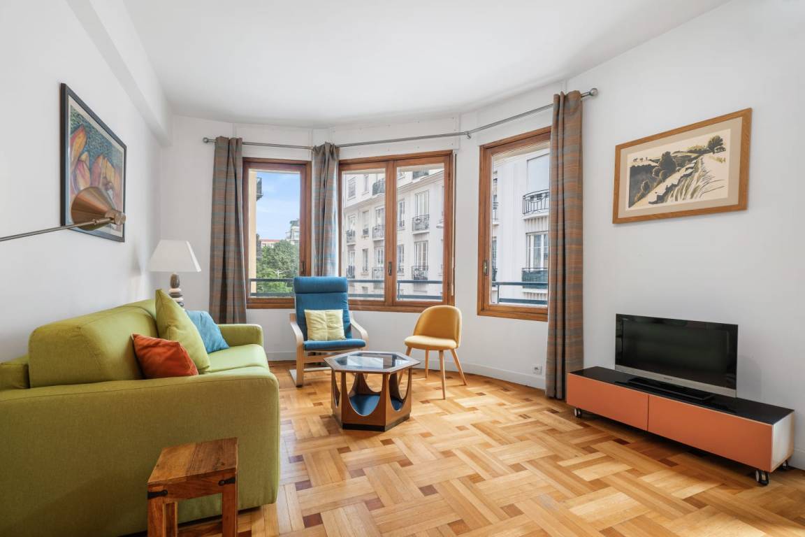 76 M² Appartement ∙ 2 Chambres ∙ 4 Personnes - Carros