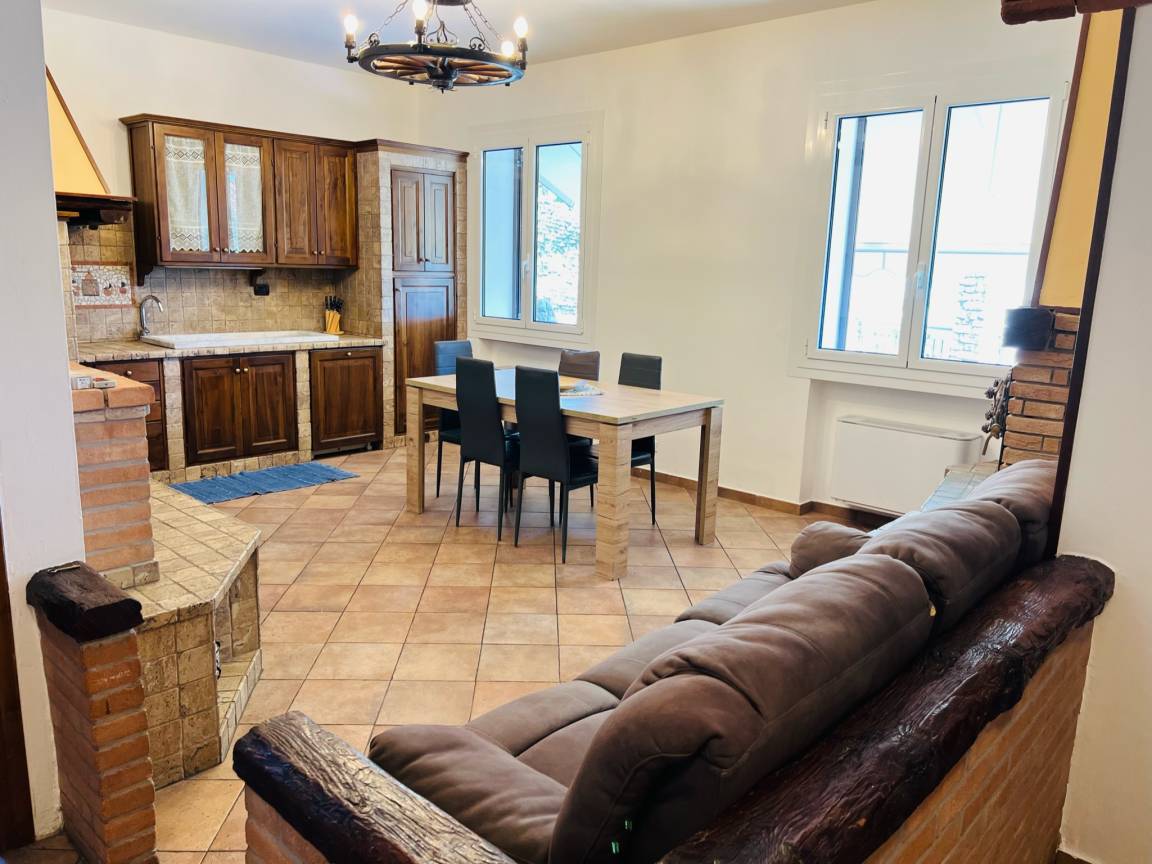 100 M² Villa ∙ 2 Makuuhuonetta ∙ 5 Vierasta - Sanremo