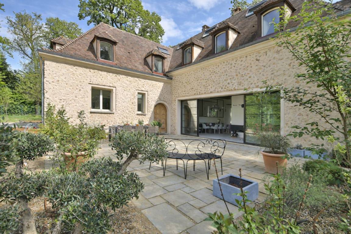 400 M² Villa ∙ 6 Chambres ∙ 12 Personnes - Château de Thoiry