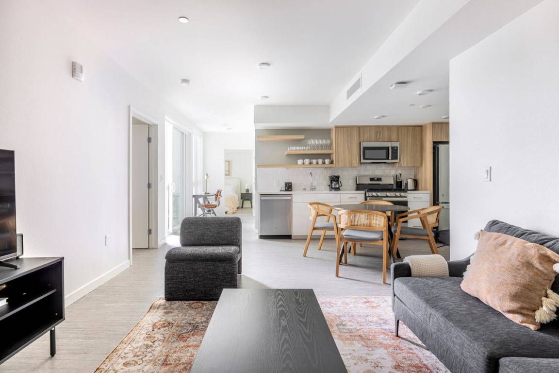 87 M² Huoneisto ∙ 2 Makuuhuonetta ∙ 4 Vierasta - Oakland, CA