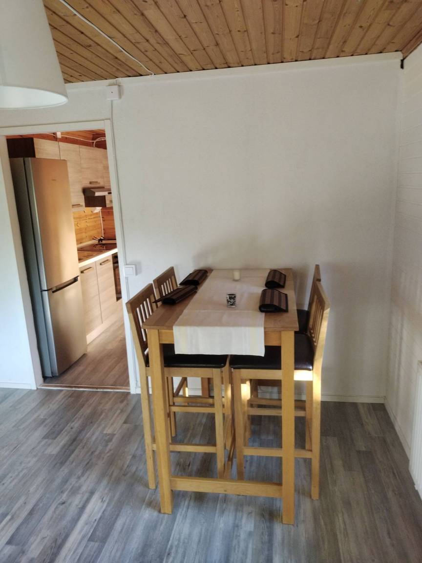 25 M² Hus ∙ 1 Sovrum ∙ 3 Gäster - Örebro län