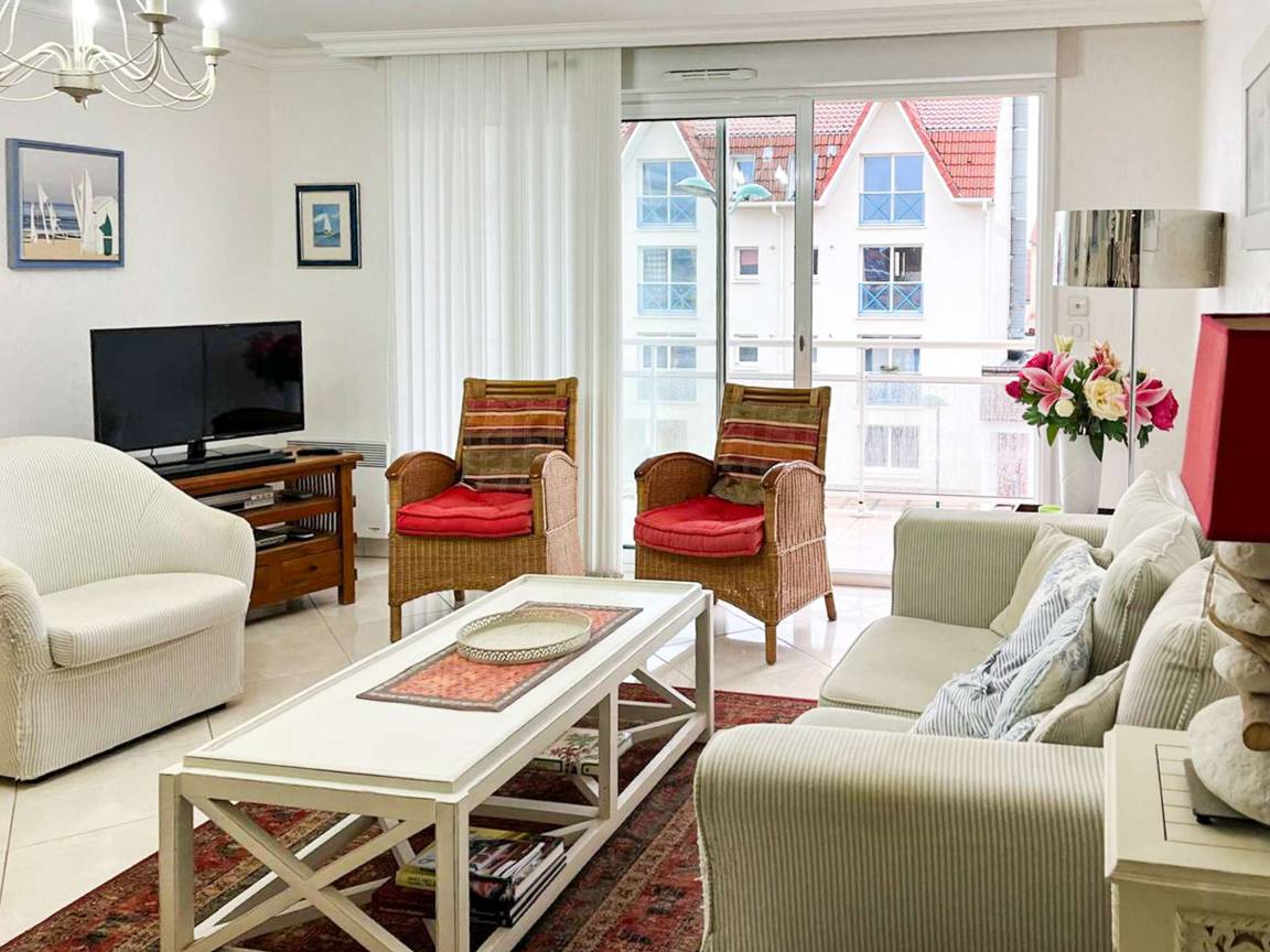 80 M² Ferienwohnung ∙ 2 Schlafzimmer ∙ 6 Gäste - Stella Plage