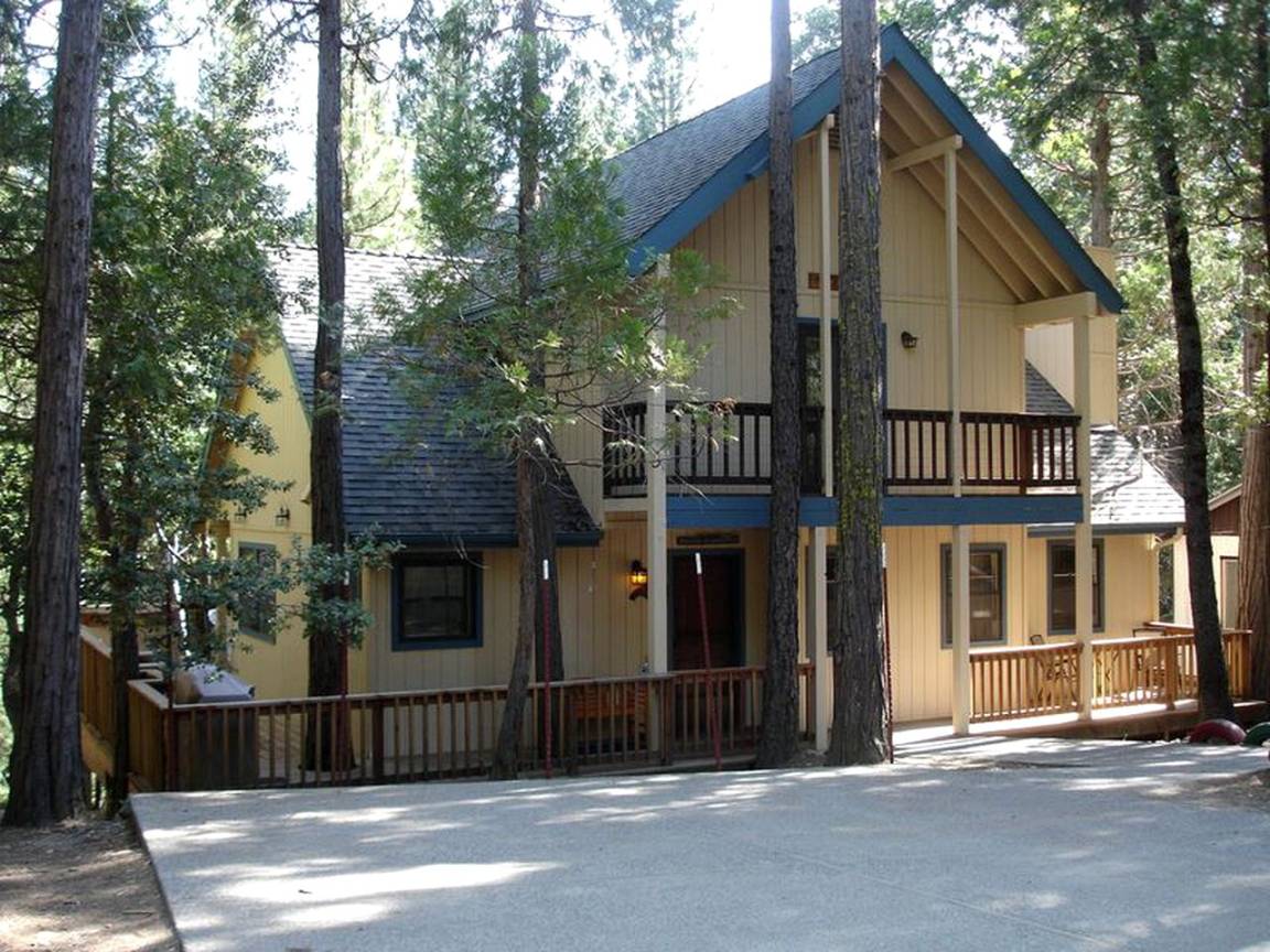 House ∙ 1 Bedroom ∙ 14 Guests - Wawona, CA