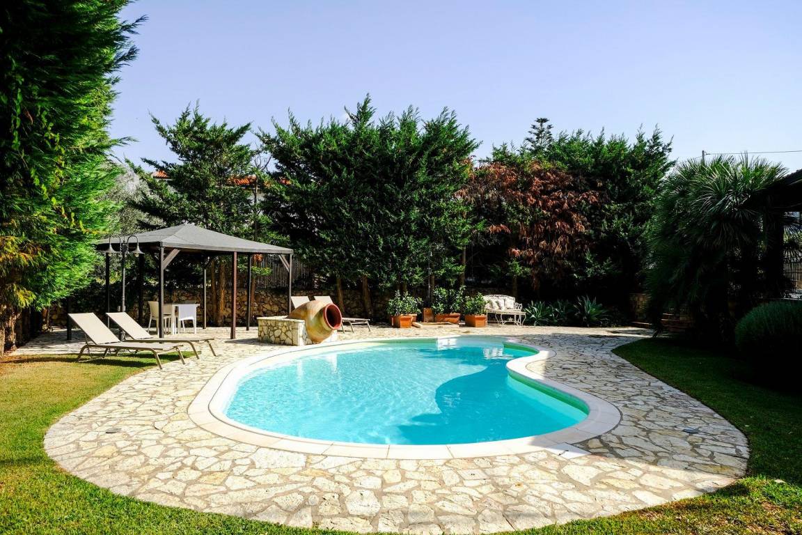 100 M² House ∙ 3 Bedrooms ∙ 7 Guests - Terrasini