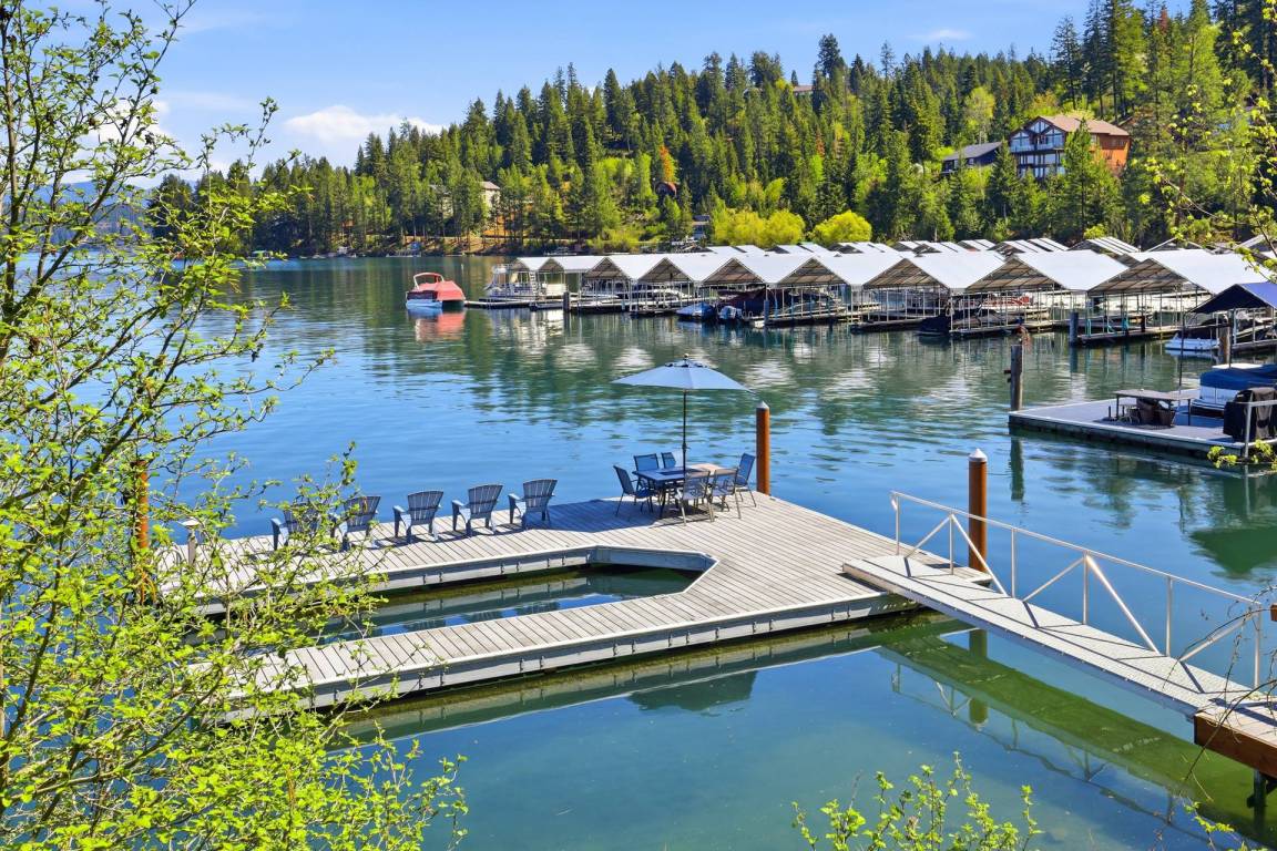 121 M² House ∙ 3 Bedrooms ∙ 6 Guests - Triple Play Family Fun Park, Hayden Lake