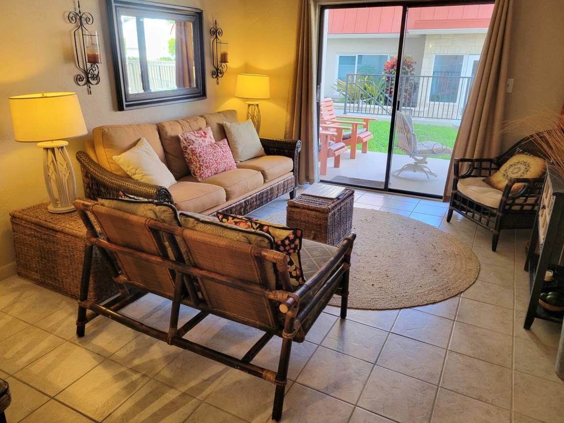 Condo ∙ 1 Bedroom ∙ 6 Guests - New Smyrna Beach, FL