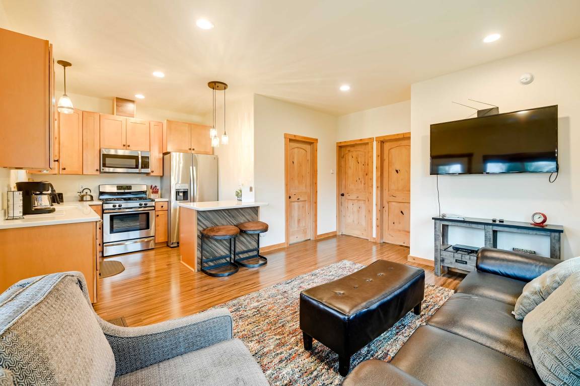 55 M² House ∙ 2 Bedrooms ∙ 5 Guests - Union lake, Soldotna