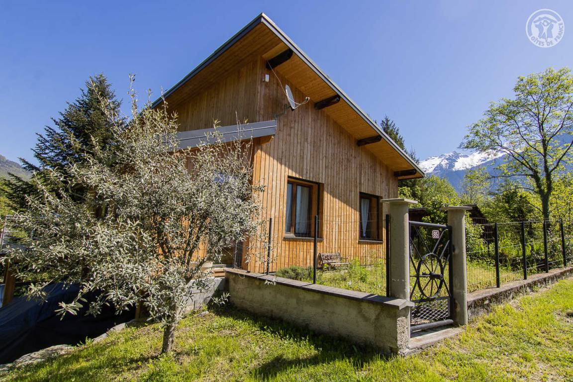 63 M² Gîte ∙ 2 Bedrooms ∙ 4 Guests - Aiguebelle