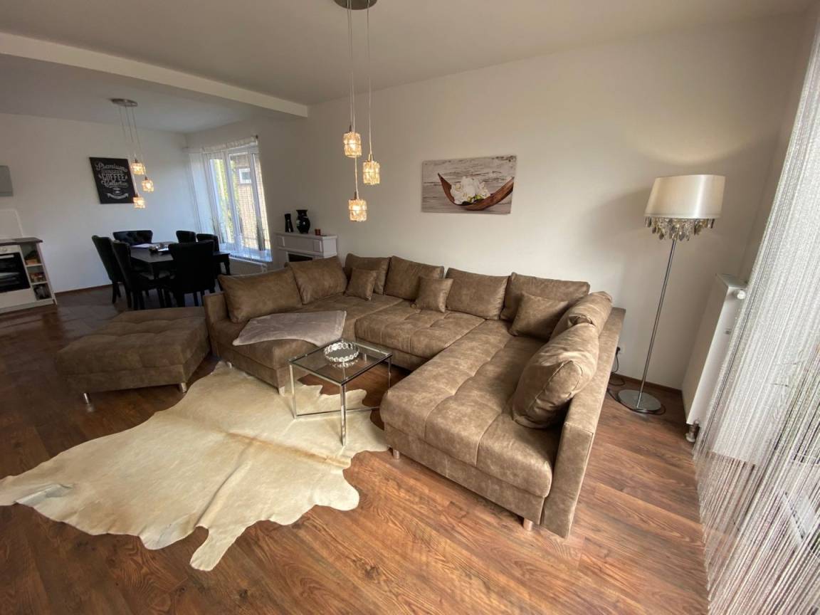 160 M² House ∙ 4 Bedrooms ∙ 11 Guests - Rostock