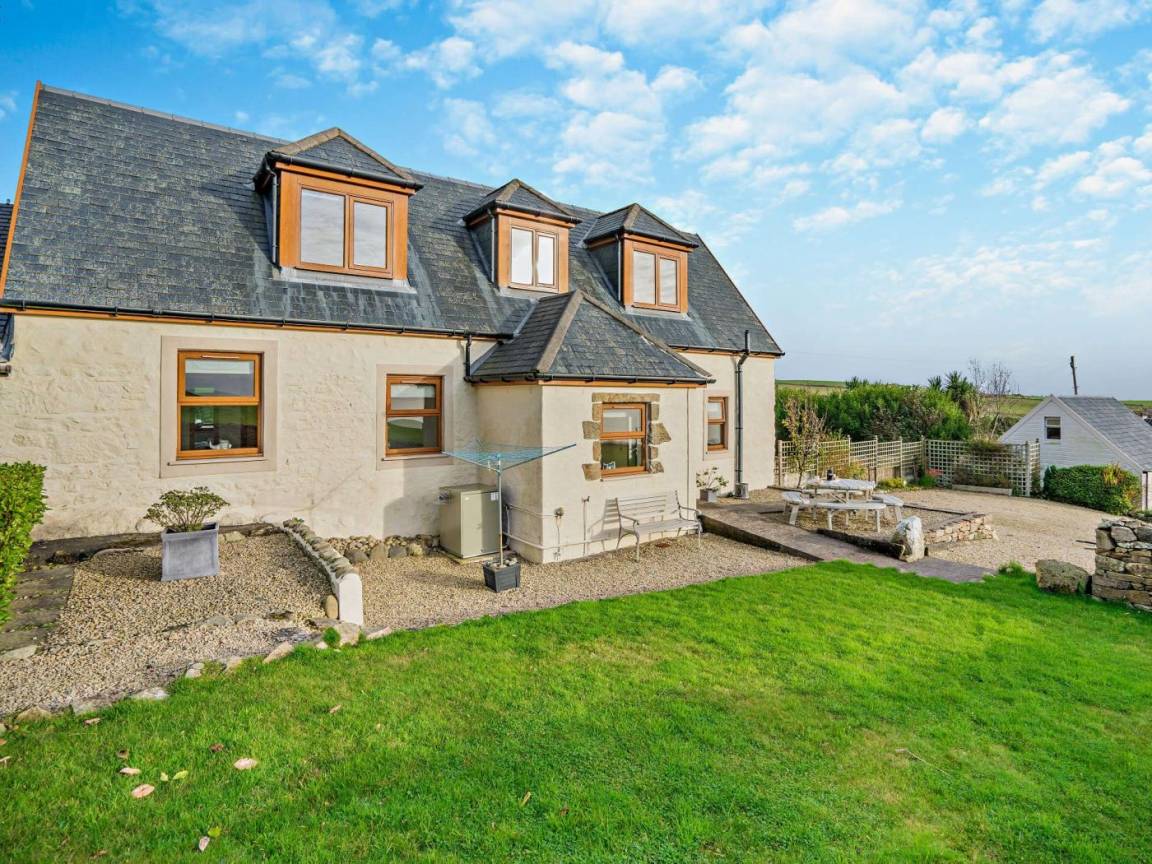 Cottage ∙ 3 Bedrooms ∙ 6 Guests - Isle of Arran