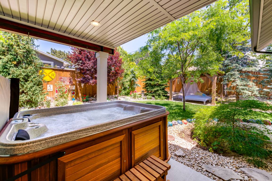 60 M² Apartment ∙ 1 Bedroom ∙ 2 Guests - Cottonwood Heights, UT