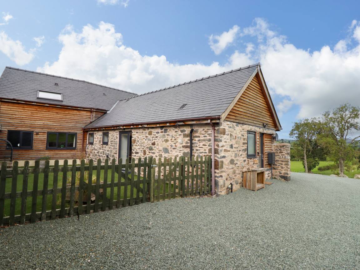 Cottage ∙ 3 Bedrooms ∙ 6 Guests - Wales