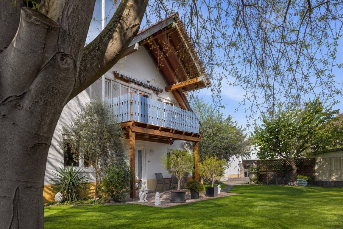 48 M² Ferienwohnung ∙ 1 Schlafzimmer ∙ 3 Gäste - Breisach am Rhein
