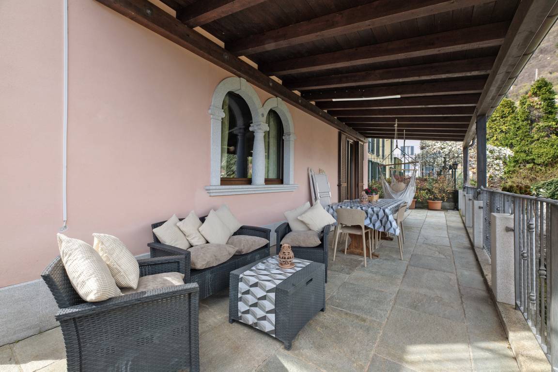 120 M² Ferienwohnung ∙ 2 Schlafzimmer ∙ 5 Gäste - Domaso