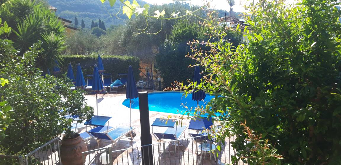 100 M² Agriturismo ∙ 2 Camere Da Letto ∙ 5 Ospiti - Camaiore