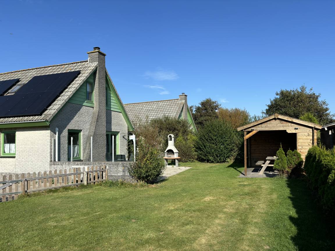 Bungalow ∙ 4 Slaapkamers ∙ 6 Gasten - Julianadorp