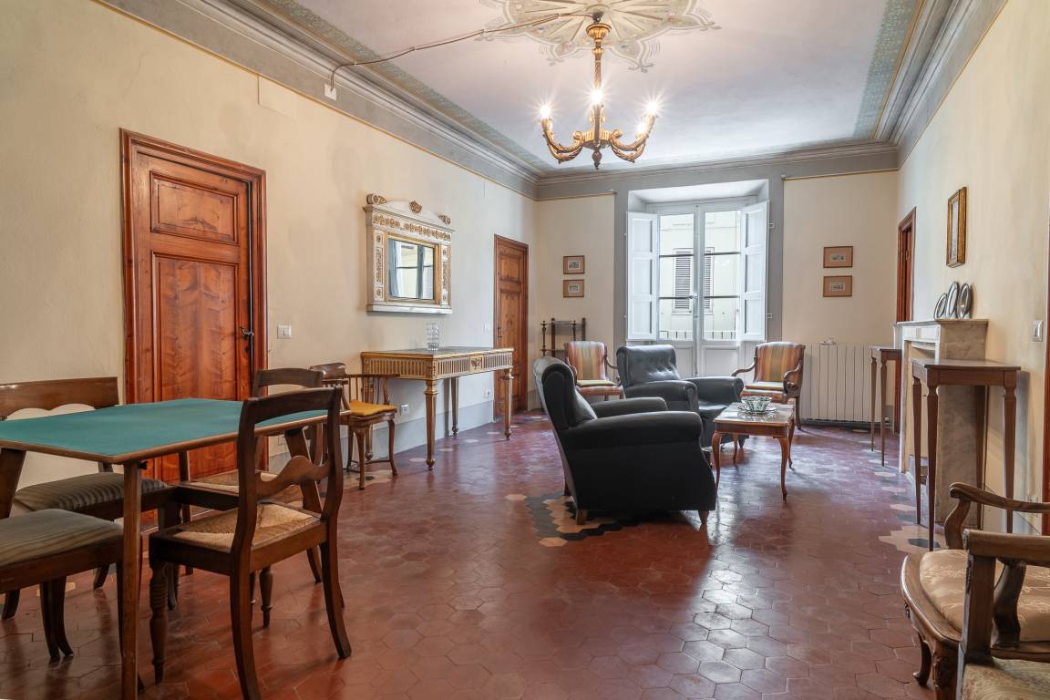 100 M² Appartement ∙ 3 Chambres ∙ 6 Personnes - Lucques