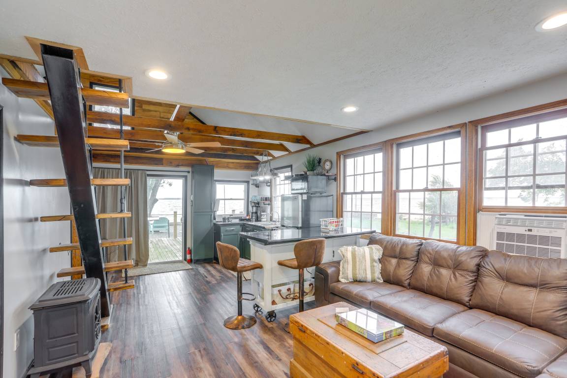 46 M² Cottage ∙ 2 Bedrooms ∙ 3 Guests - Lake Erie, PA