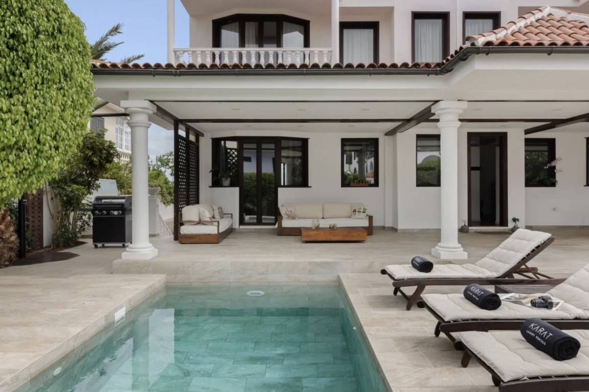342 M² Villa ∙ 5 Bedrooms ∙ 10 Guests - Puerto de la Cruz