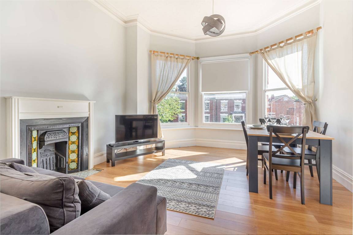 Apartment ∙ 2 Bedrooms ∙ 3 Guests - Worcester