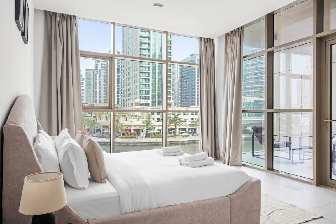 123 M² Apartment ∙ 2 Bedrooms ∙ 5 Guests - Dubai