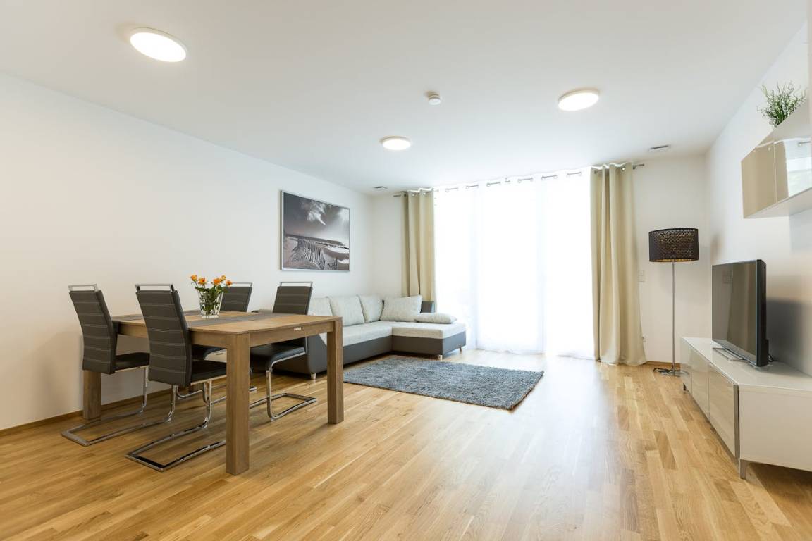 70 M² Apartamento ∙ 1 Habitación ∙ 3 Huéspedes - Stuttgart
