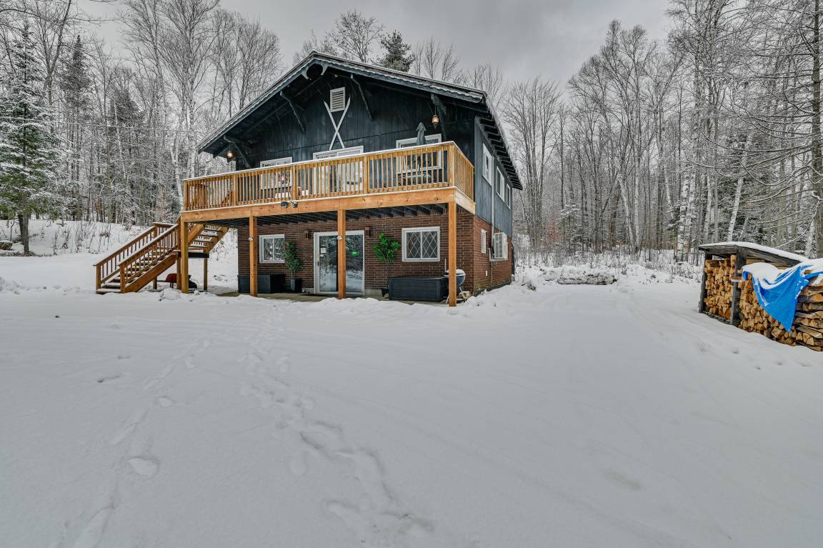 167 M² House ∙ 3 Bedrooms ∙ 6 Guests - Adirondack Mountains