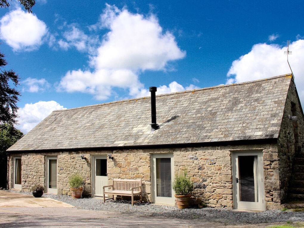 77 M² Cottage ∙ 2 Bedrooms ∙ 4 Guests - Plymouth