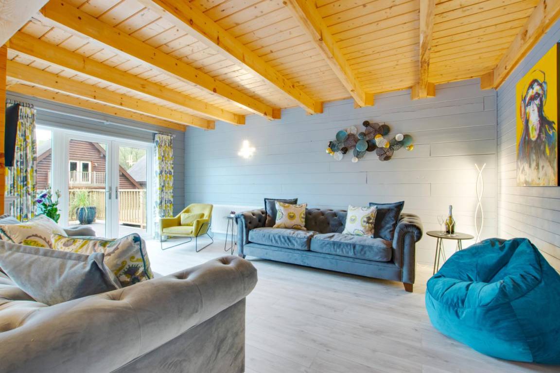 Lodge ∙ 4 Bedrooms ∙ 8 Guests - Cornwall