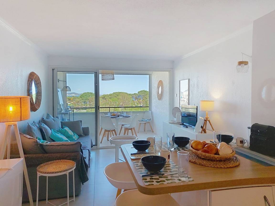 45 M² Ferienwohnung ∙ 2 Schlafzimmer ∙ 4 Gäste - Gassin