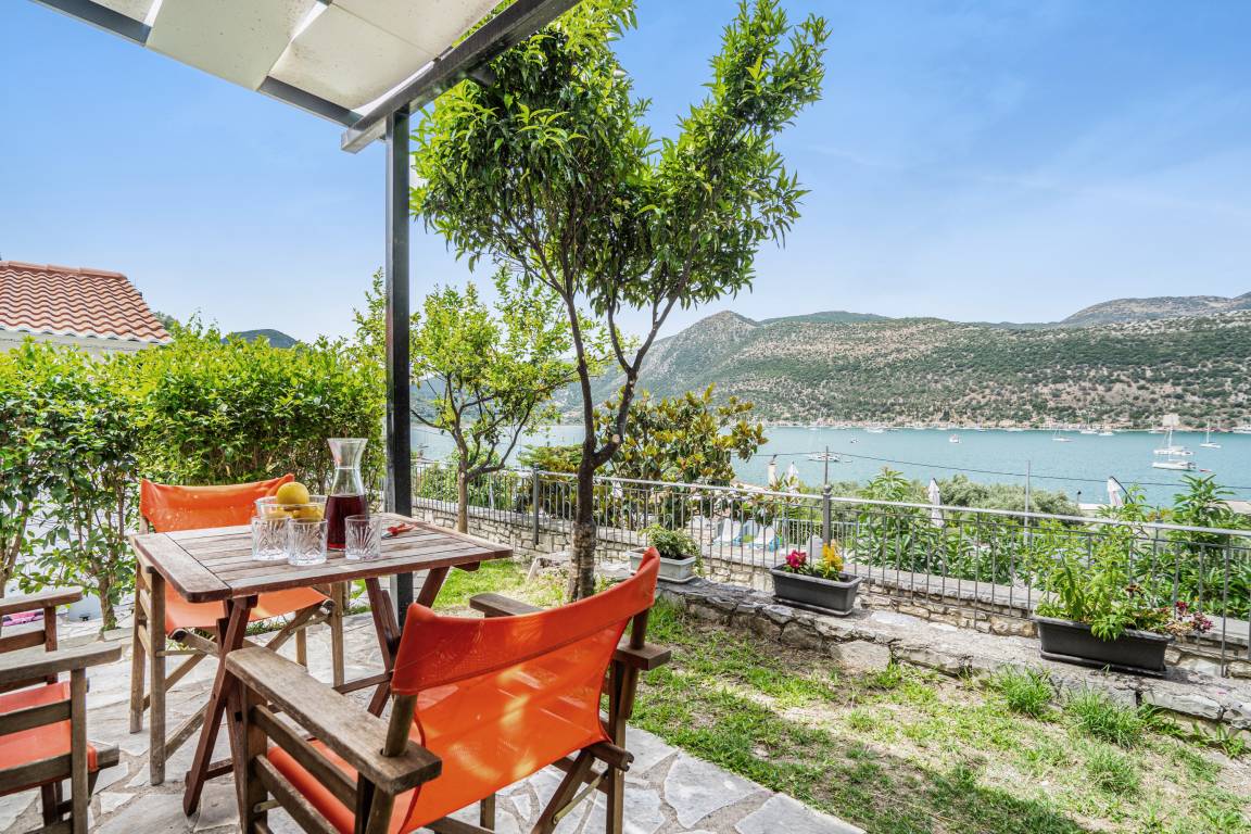 37 M² Huis ∙ 1 Slaapkamer ∙ 4 Gasten - Lefkada