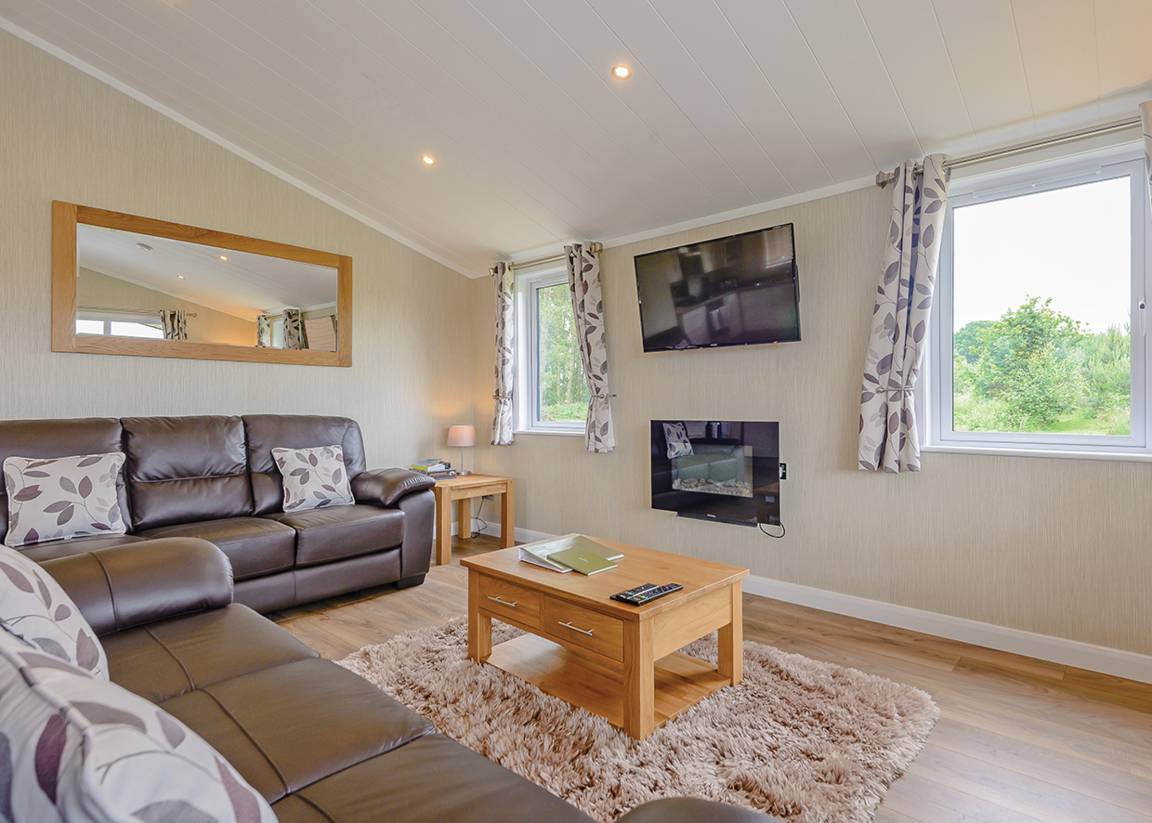 Chalet ∙ 3 Bedrooms ∙ 6 Guests - Woodhall Spa