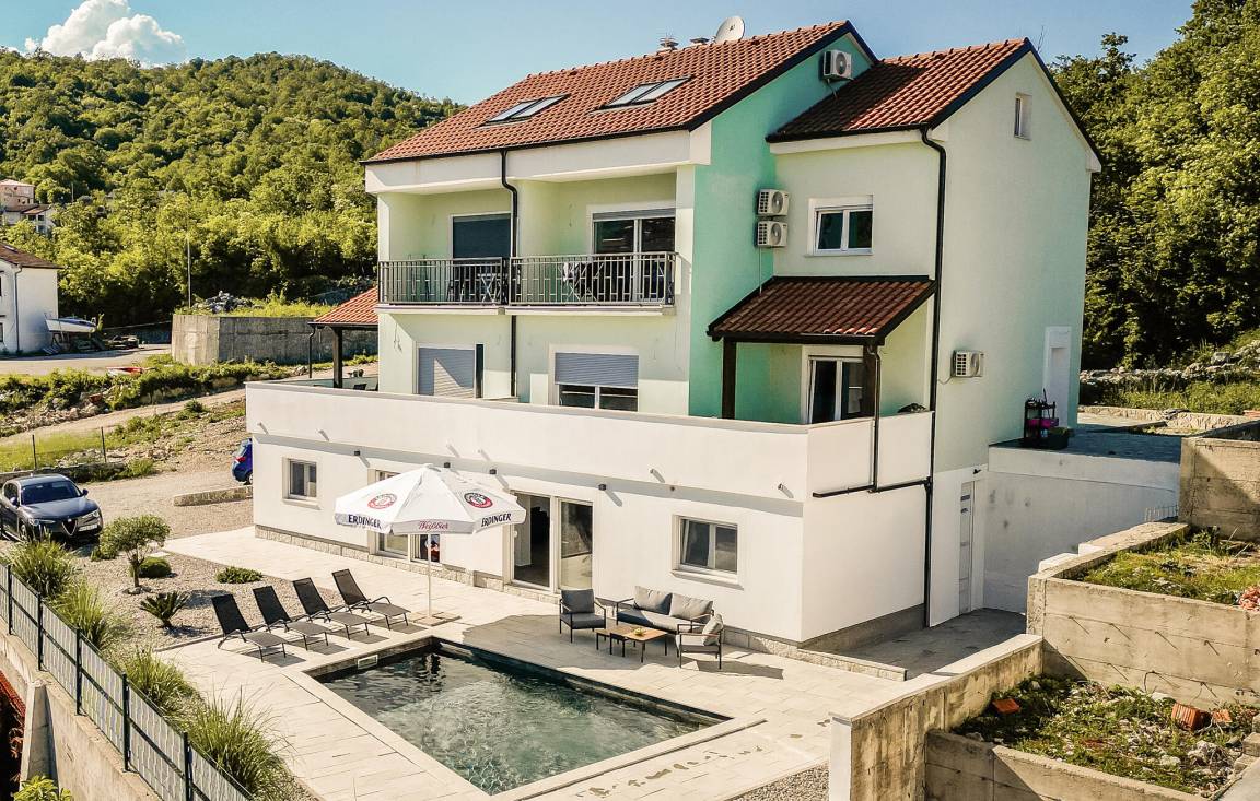 140 M² Apartment ∙ 3 Bedrooms ∙ 6 Guests - Opatija