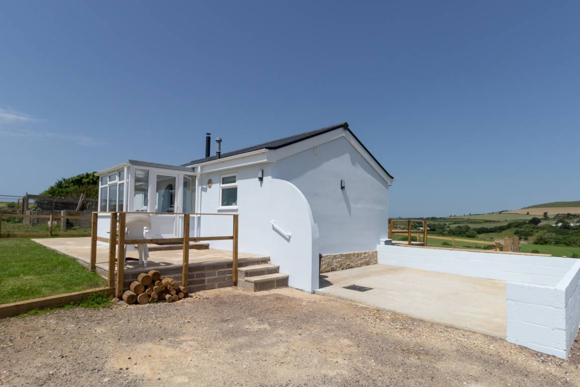 Cottage ∙ 1 Bedroom ∙ 2 Guests - Burton Bradstock