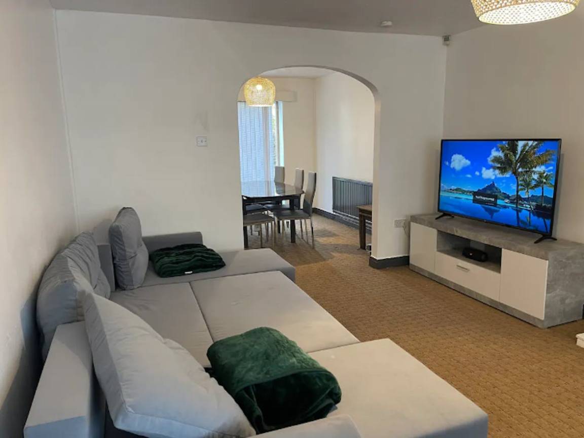 185 M² House ∙ 4 Bedrooms ∙ 6 Guests - 