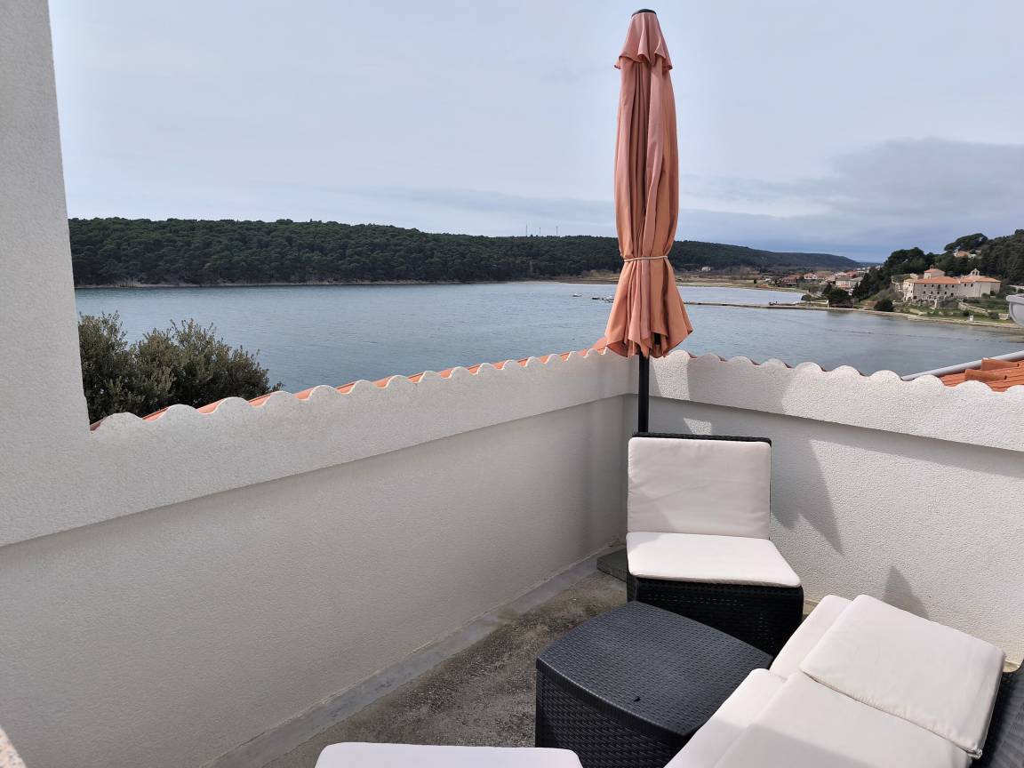 130 M² Apartament ∙ 3 Sypialnie ∙ 6 Gości - Rab