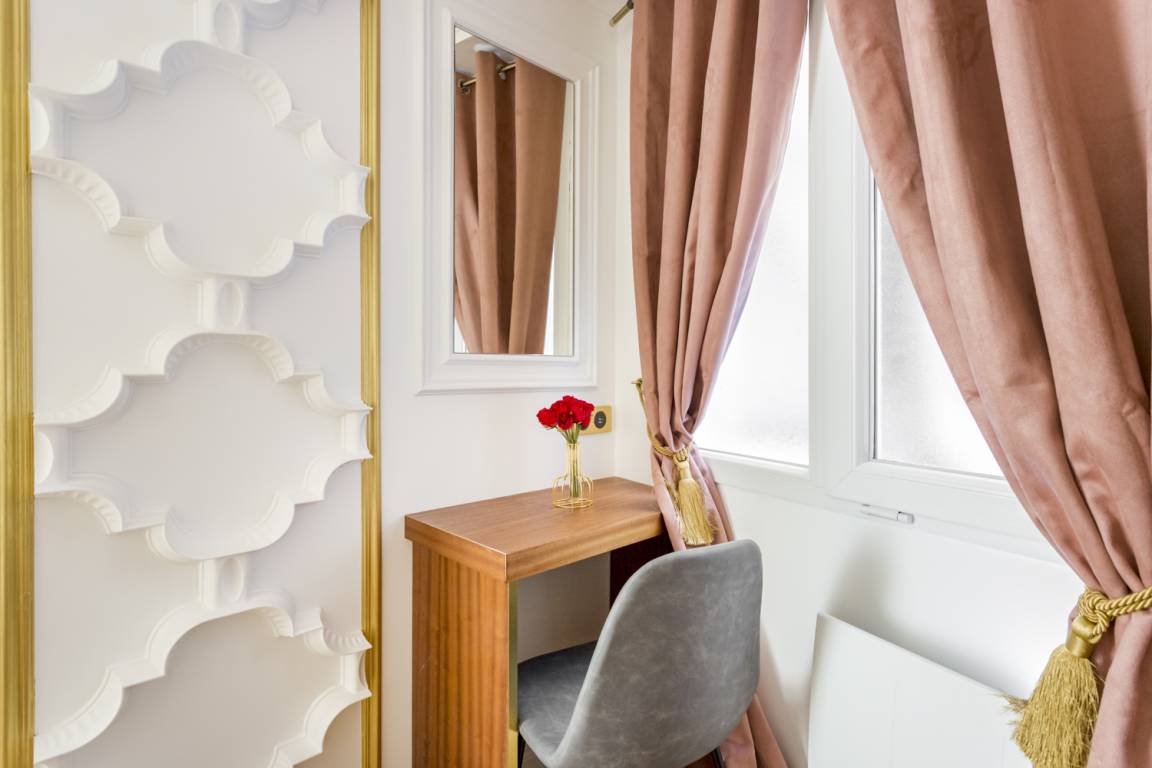 98 M² Apartment ∙ 4 Bedrooms ∙ 10 Guests - Paris