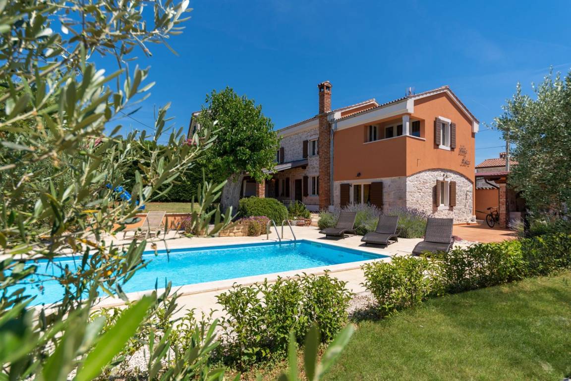 135 M² Villa ∙ 3 Bedrooms ∙ 6 Guests - Vrsar