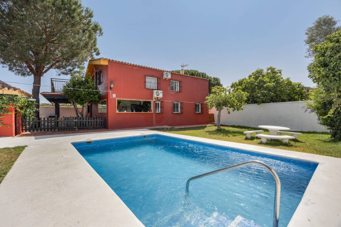 150 M² Talo ∙ 5 Makuuhuonetta ∙ 15 Vierasta - Chiclana de la Frontera