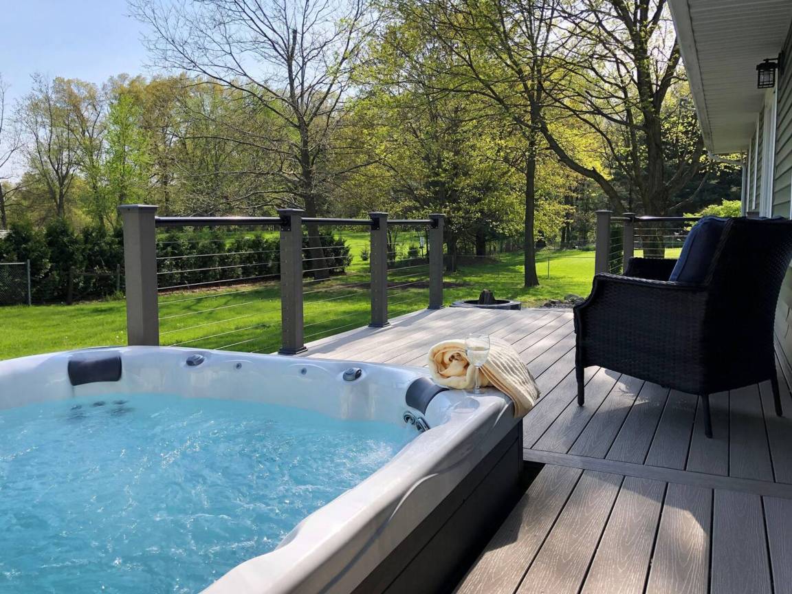 218 M² House ∙ 3 Bedrooms ∙ 8 Guests - Middlebury, IN