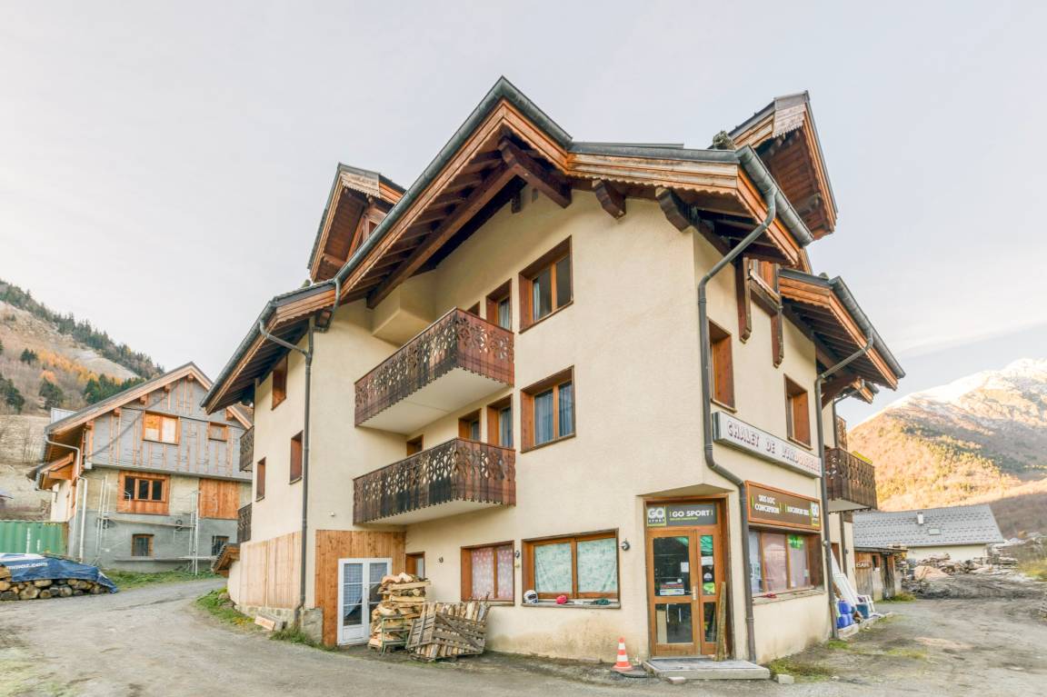 35 M² Appartement ∙ 2 Chambres ∙ 4 Personnes - Allevard