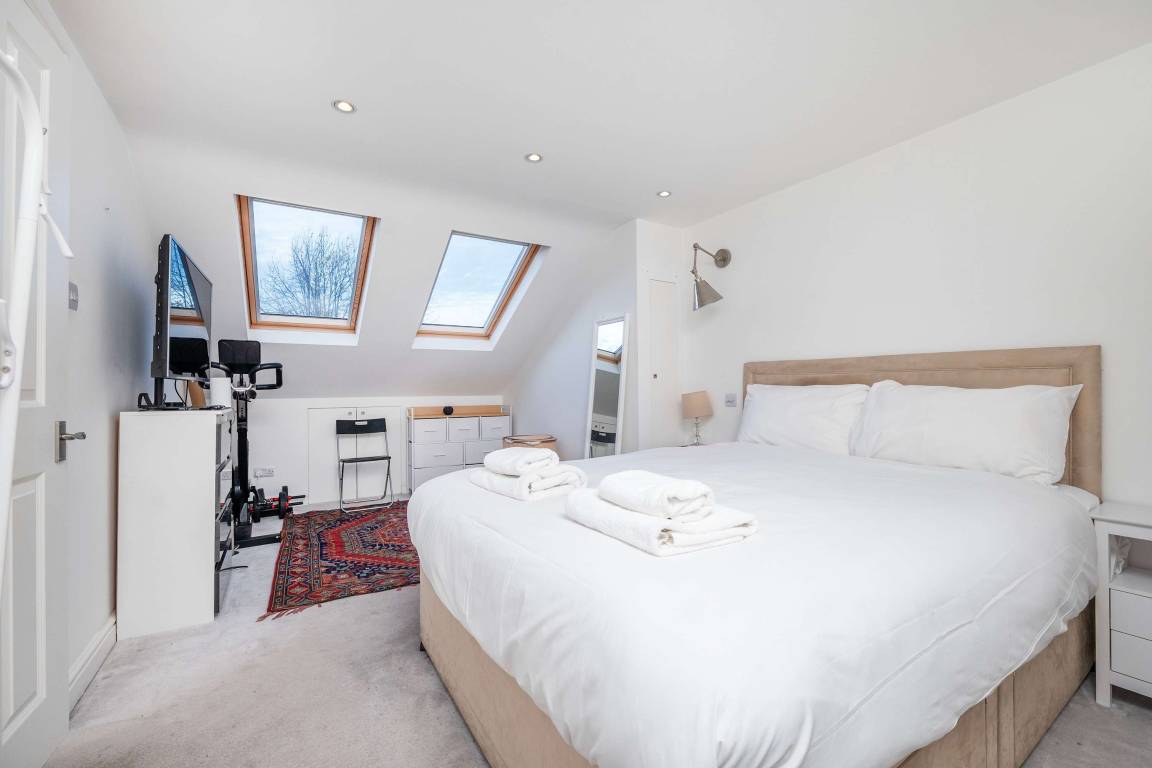 108 M² Apartment ∙ 3 Bedrooms ∙ 6 Guests - Twickenham
