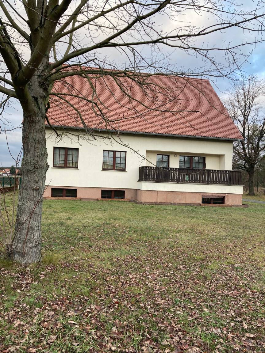 50 M² Ferienwohnung ∙ 1 Schlafzimmer ∙ 4 Gäste - Lauchhammer