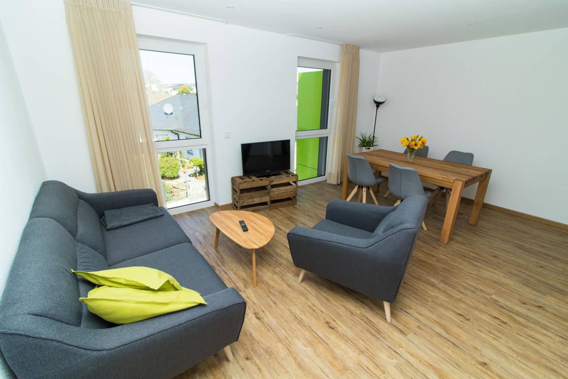 60 M² Ferienwohnung ∙ 2 Schlafzimmer ∙ 4 Gäste - Leiwen