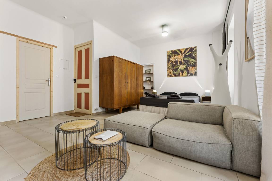 35 M² Appartement ∙ 1 Chambre ∙ 2 Personnes - Beaucaire