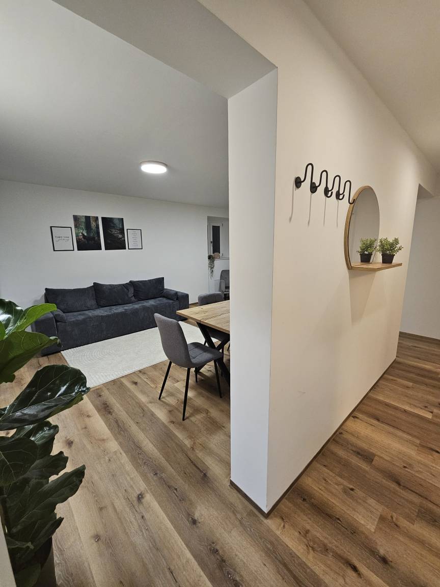 65 M² Ferienhaus ∙ 2 Schlafzimmer ∙ 6 Gäste - Küssaberg