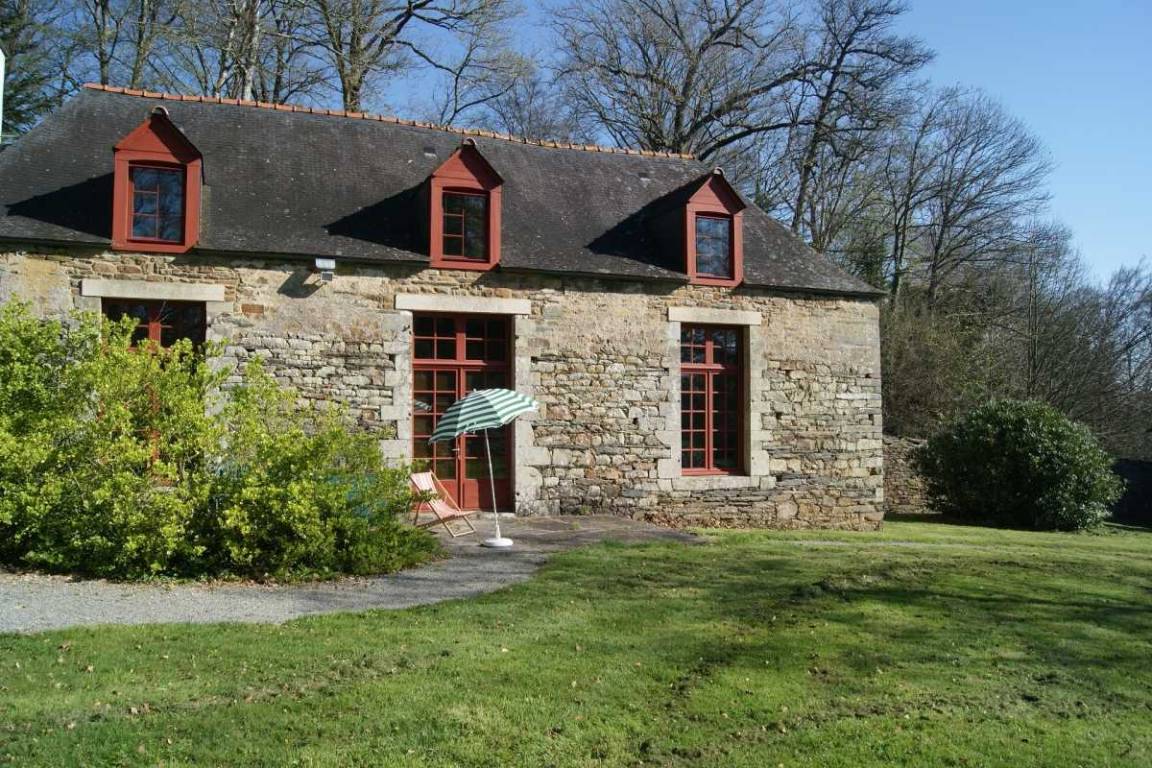 143 M² Gîte ∙ 2 Bedrooms ∙ 4 Guests - Brittany