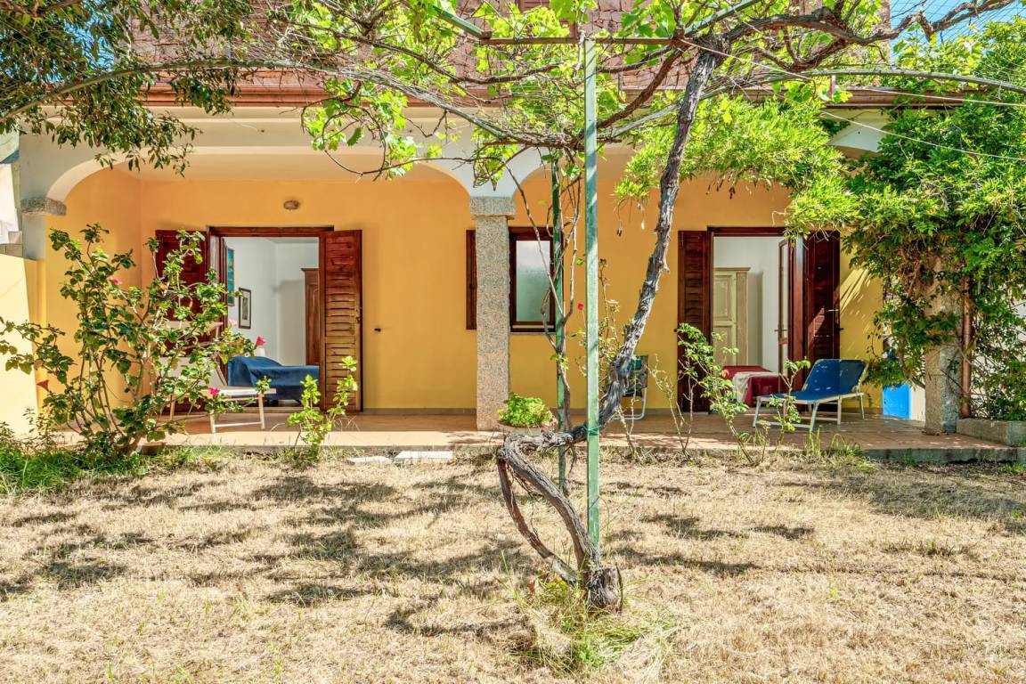 100 M² Villa ∙ 2 Bedrooms ∙ 6 Guests - San Teodoro, Sicily