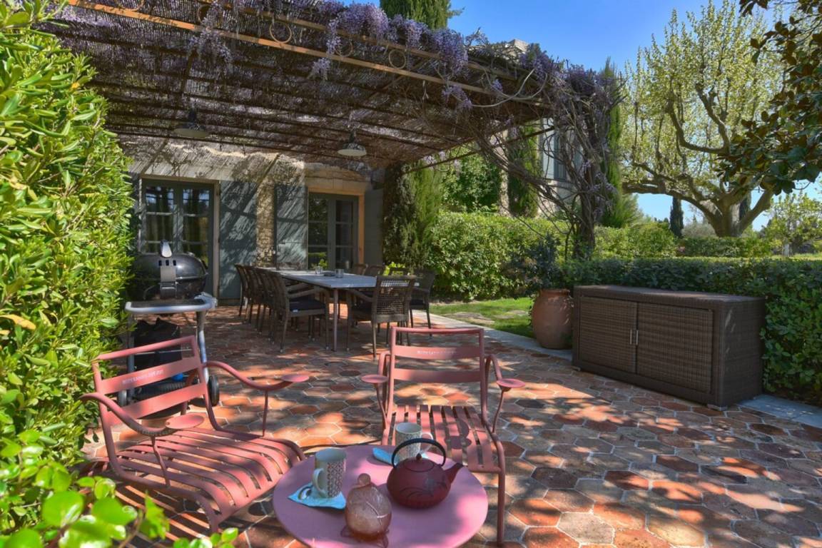 400 M² House ∙ 7 Bedrooms ∙ 14 Guests - Eygalières