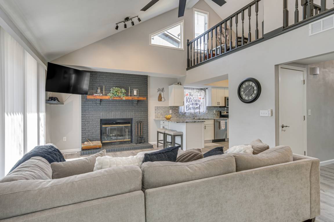 139 M² アパートメント ∙ 寝室: 2 ∙ ゲスト4 人 - ベルビル, IL